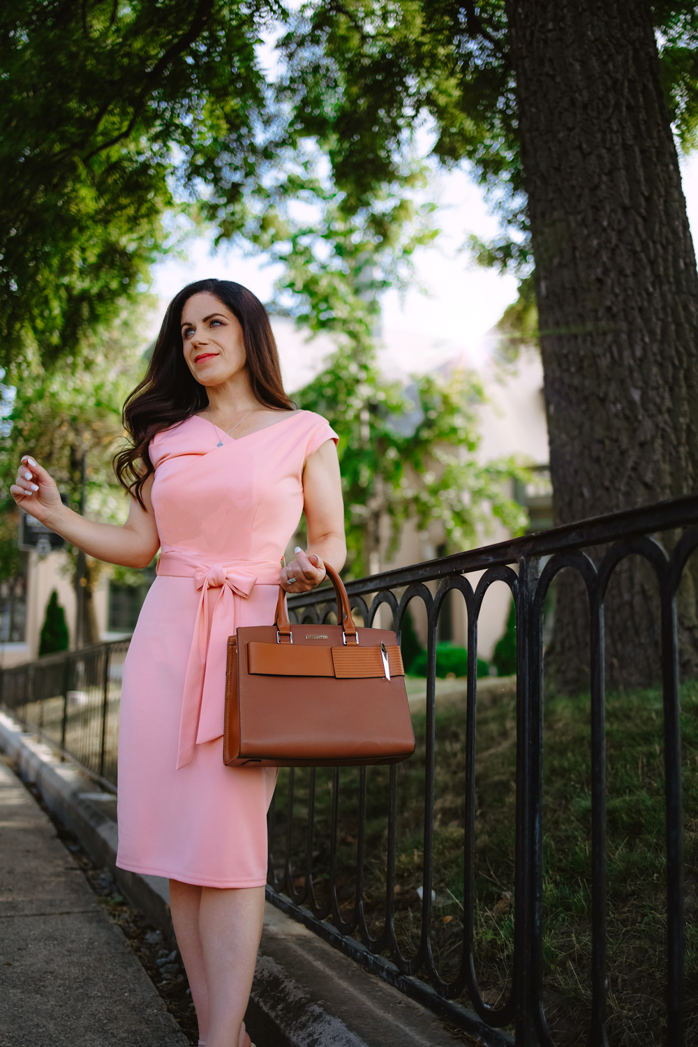 Bostanten Review: Stylish Laptop Bags - Anchored In Elegance