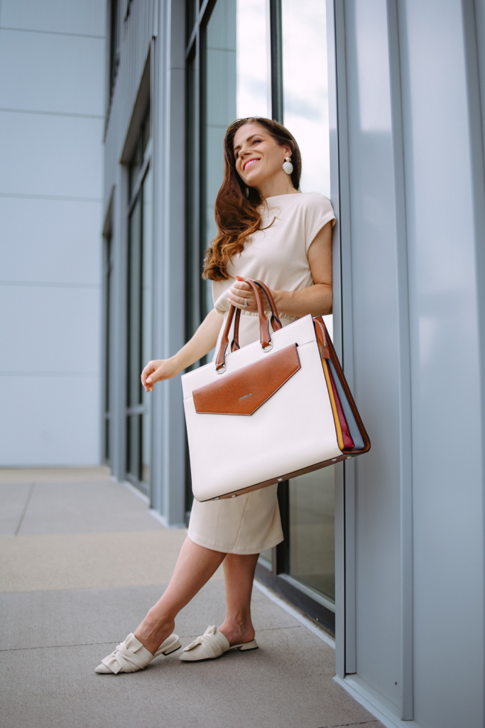 Bostanten Review: Stylish Laptop Bags - Anchored In Elegance