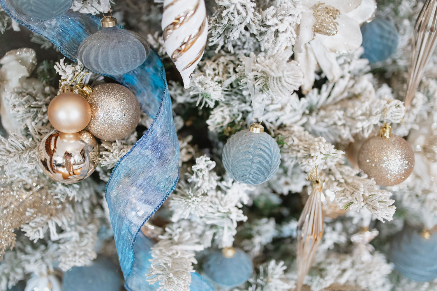 King of Christmas Tree Review (2025): Is This the Easiest Flocked Tree ...